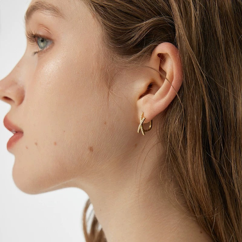 ZIRCONIA CROSS PIERCE – VALEGIO